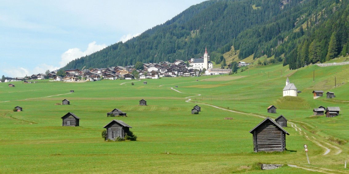 Obertilliach - das Bergsteigerdorf, in dem James Bond notlandete ...